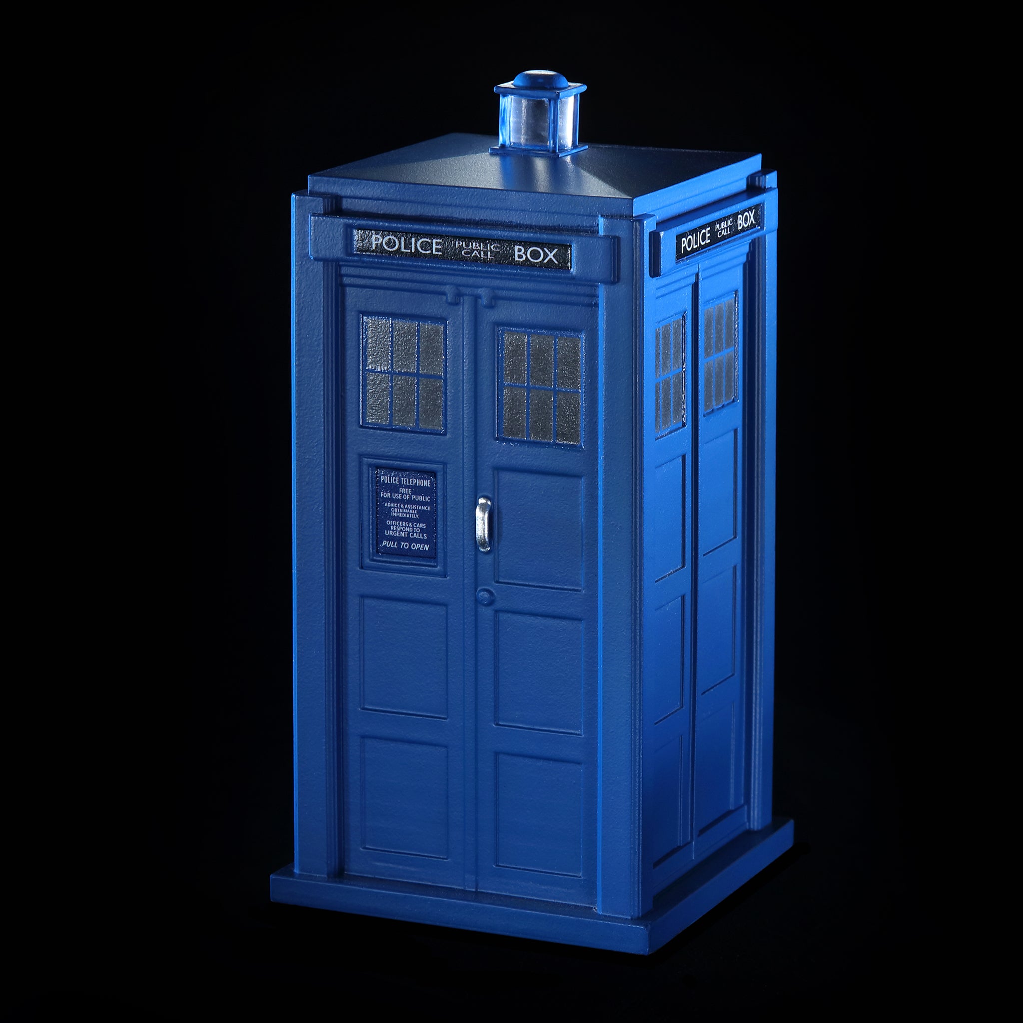 The Third Doctor’s TARDIS Seasons 7-13– Master Replicas