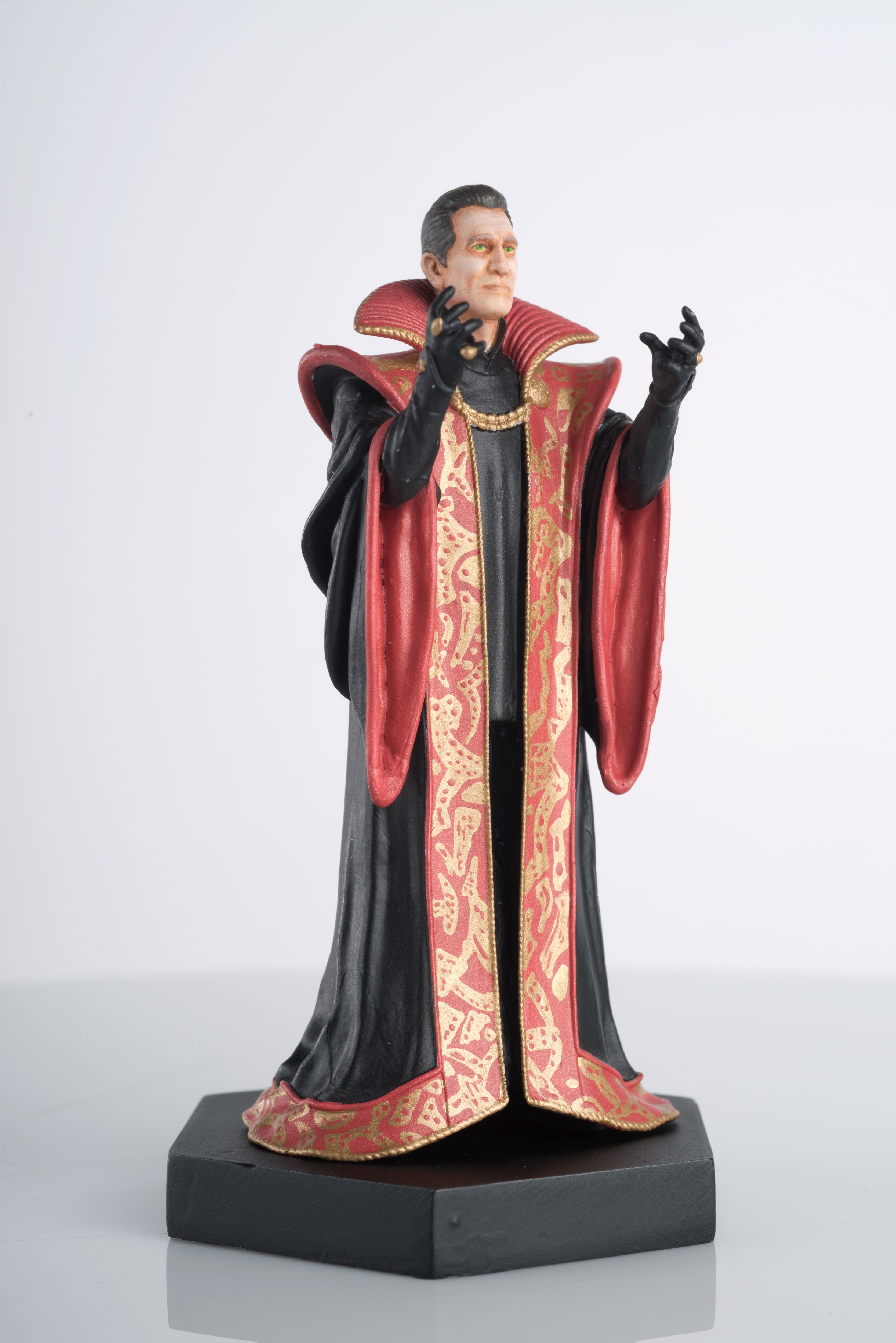 Doctor Who Time Lords Set: The Monk and the Master – Master Replicas