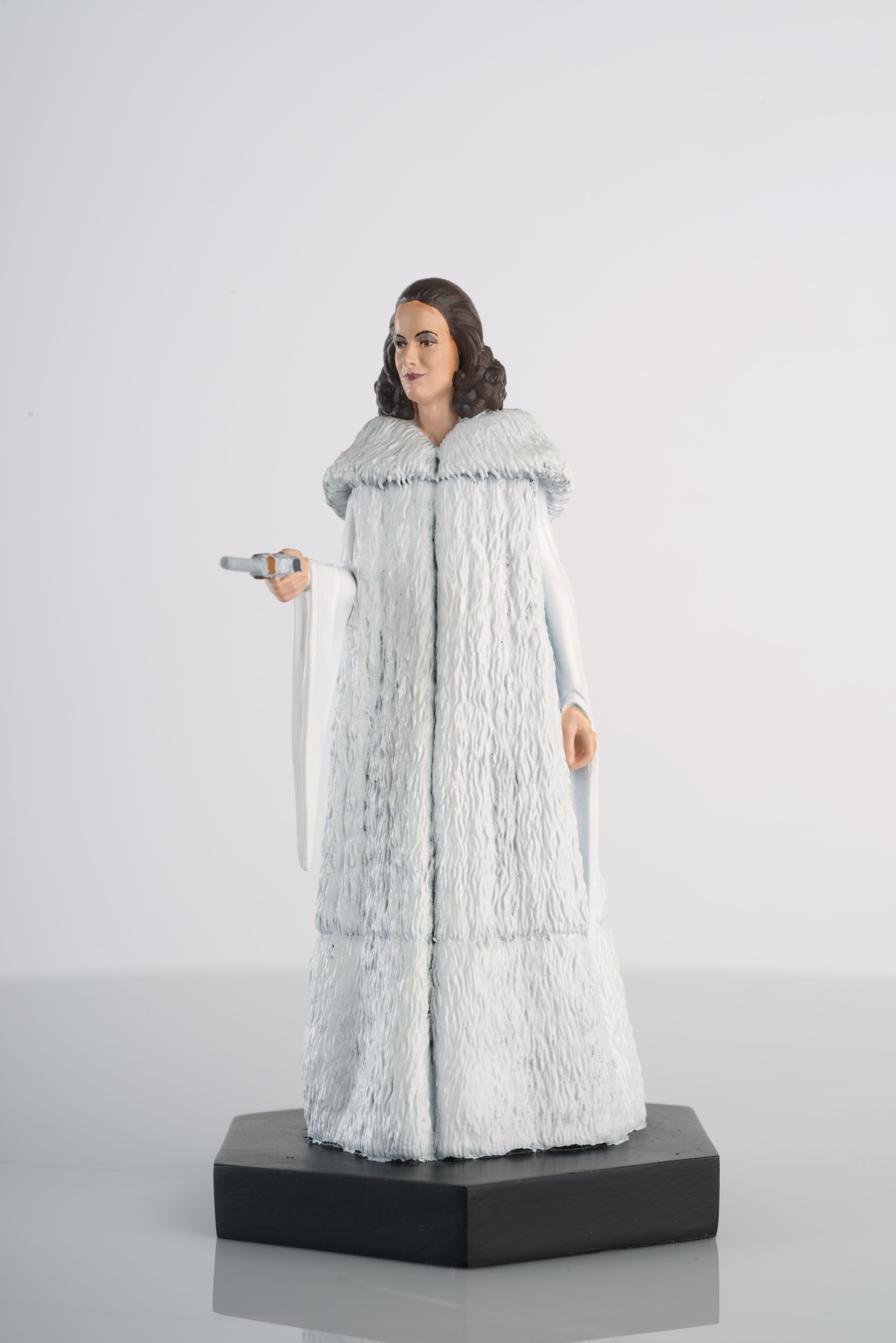 Doctor Who Time Lords Set: Borusa and Romana – Master Replicas