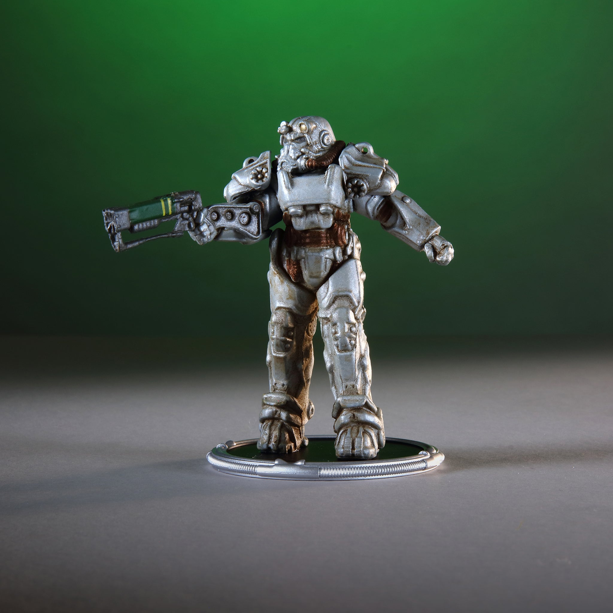Fallout T-60 Power Armor Mini Figure– Master Replicas