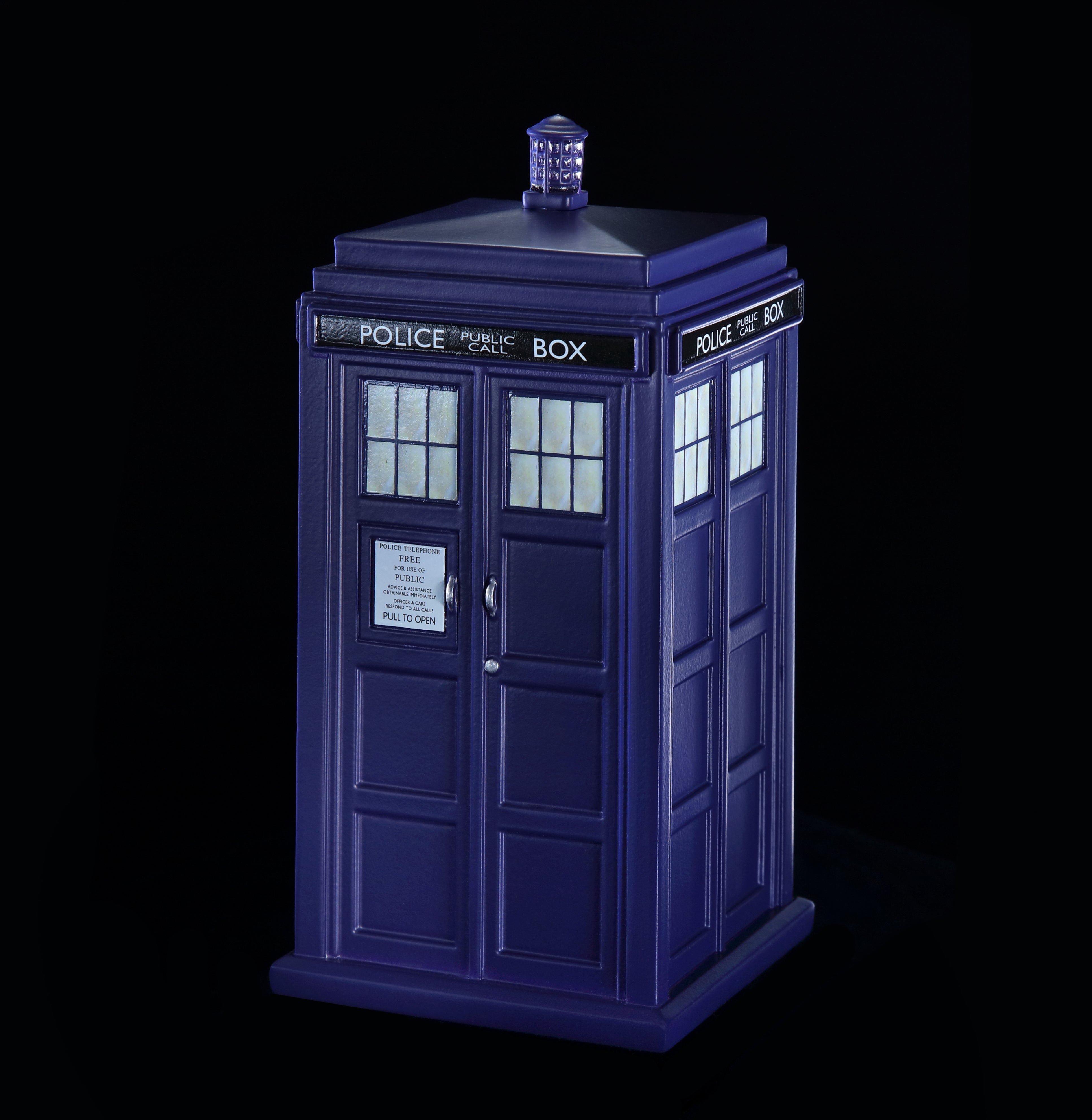 Doctor Who Collectibles – Statues, TARDIS Models & Action Figures ...