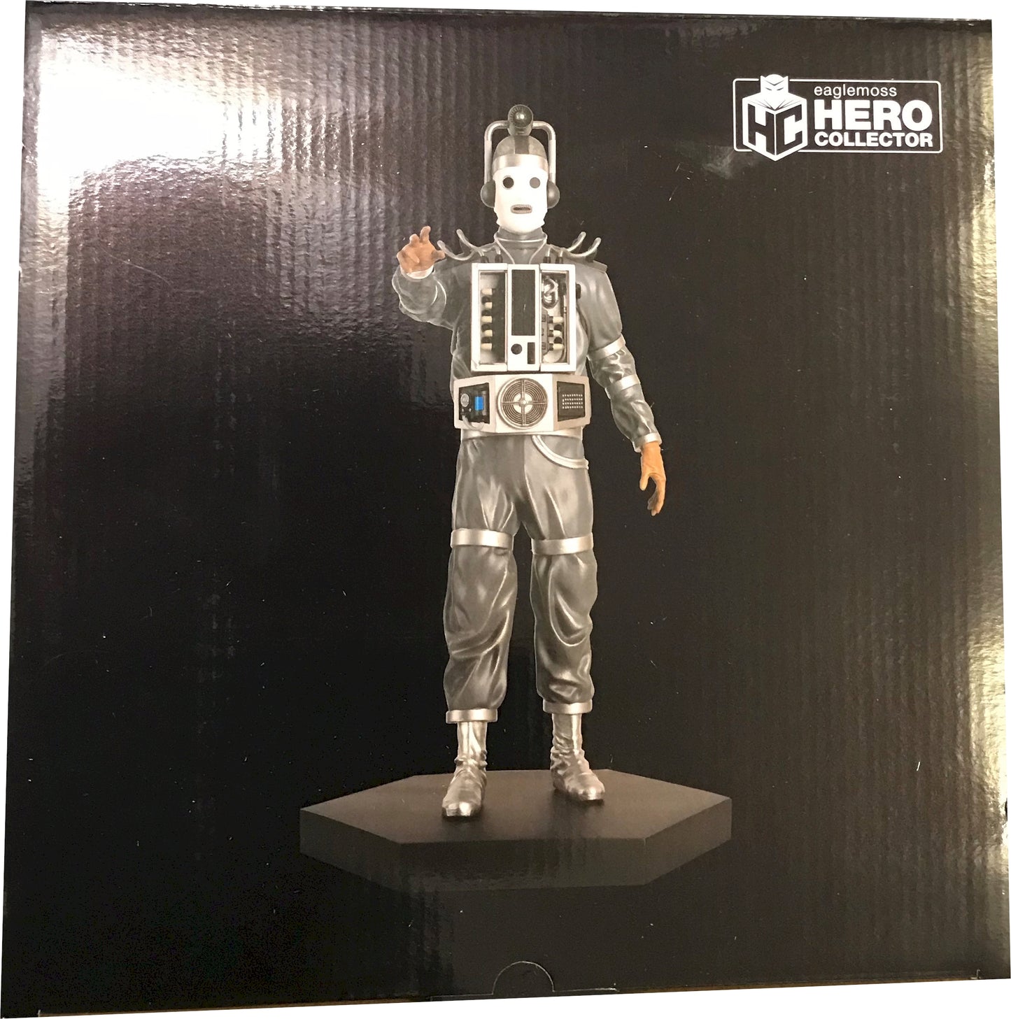 Mega - Mondasian Cyberman– Master Replicas